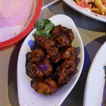 PLUCKERS WING BAR - MEMORIAL CITY - Updated December 2025 - 773 Photos ...