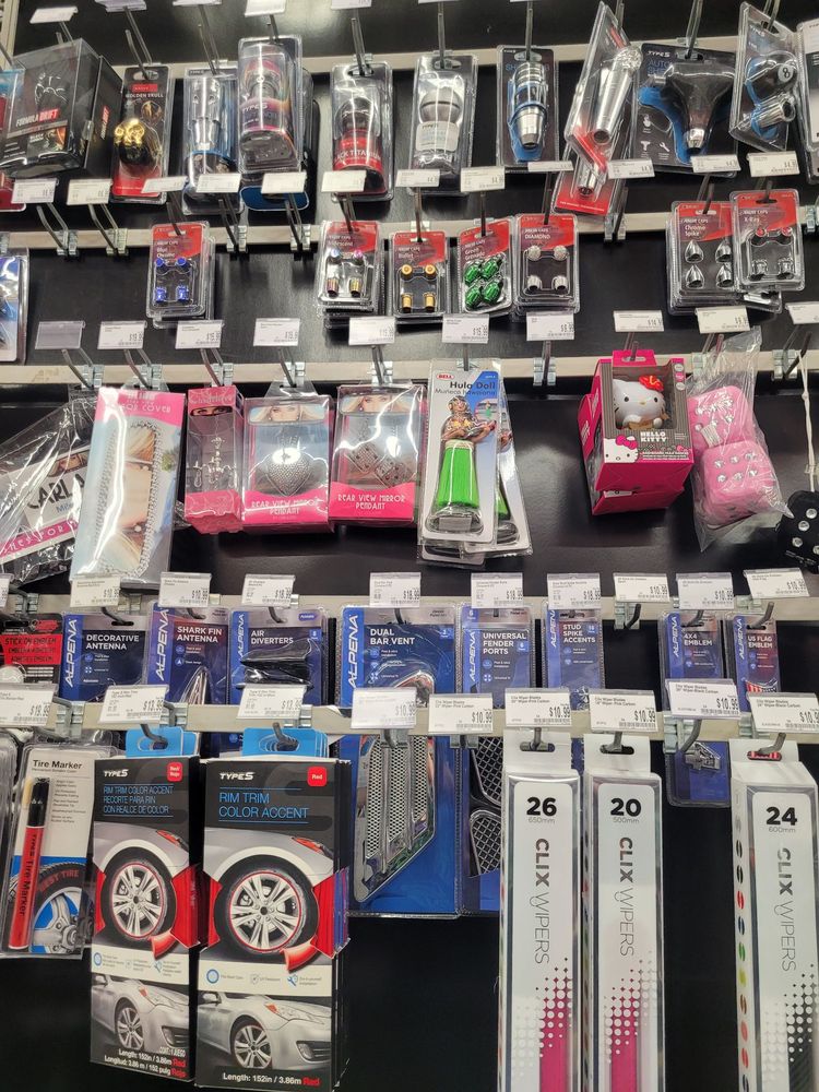 AUTOZONE - Updated December 2025 - 11 Photos & 14 Reviews - 1200 Crain ...