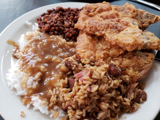 BALL & QUE RESTAURANT - 48 Photos & 39 Reviews - American (Traditional ...