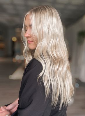 THE VELVET EDGE - Updated May 2024 - 133 Photos & 19 Reviews - 105 Oak ...