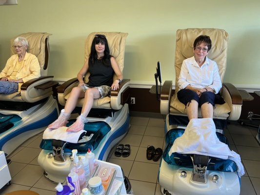 TYTY NAILS - Updated October 2025 - 10 Photos - 9-795 Ryan Road ...