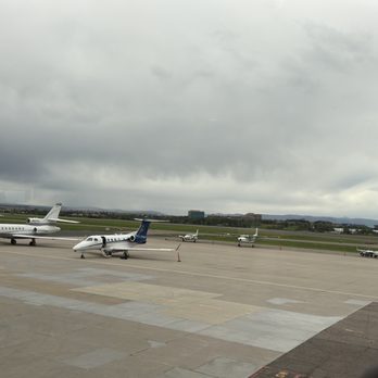 THE PERFECT LANDING RESTAURANT - Updated July 2024 - 482 Photos & 682 ...