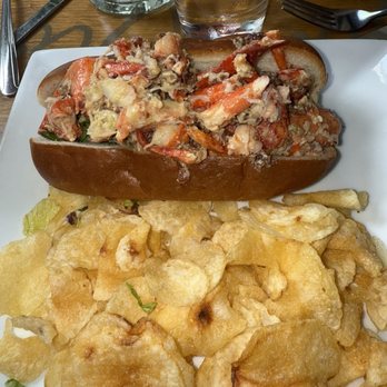 THE WHITE BULL TAVERN - Updated December 2025 - 285 Photos & 328 ...