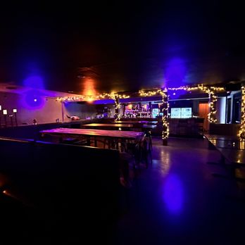 MAINSTREET TAVERN - Updated July 2025 - 56 Photos - 3715 Main St ...