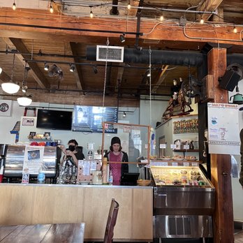 MOJO COFFEE GALLERY - Updated August 2024 - 155 Photos & 126 Reviews ...