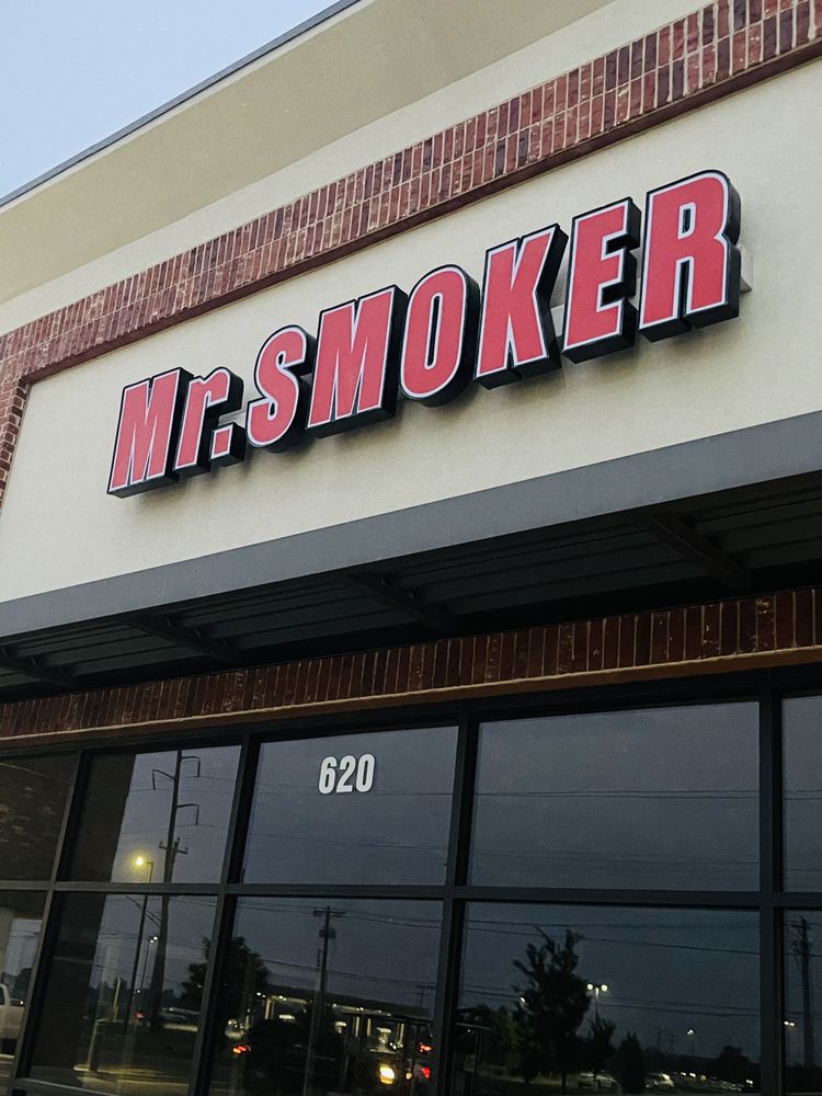 MR SMOKER - Updated January 2026 - 620 S Santa Fe Ave, Moore, Oklahoma ...