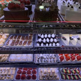 BAY RIDGE BAKERY - Updated December 2025 - 97 Photos & 123 Reviews ...