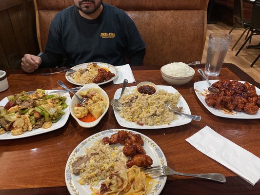 GOLDEN TASTE - 44 Photos & 21 Reviews - 904 Molalla Ave, Oregon City ...