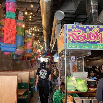 BANGRAK MARKET - Updated May 2024 - 3836 Photos & 1454 Reviews - 2319 ...