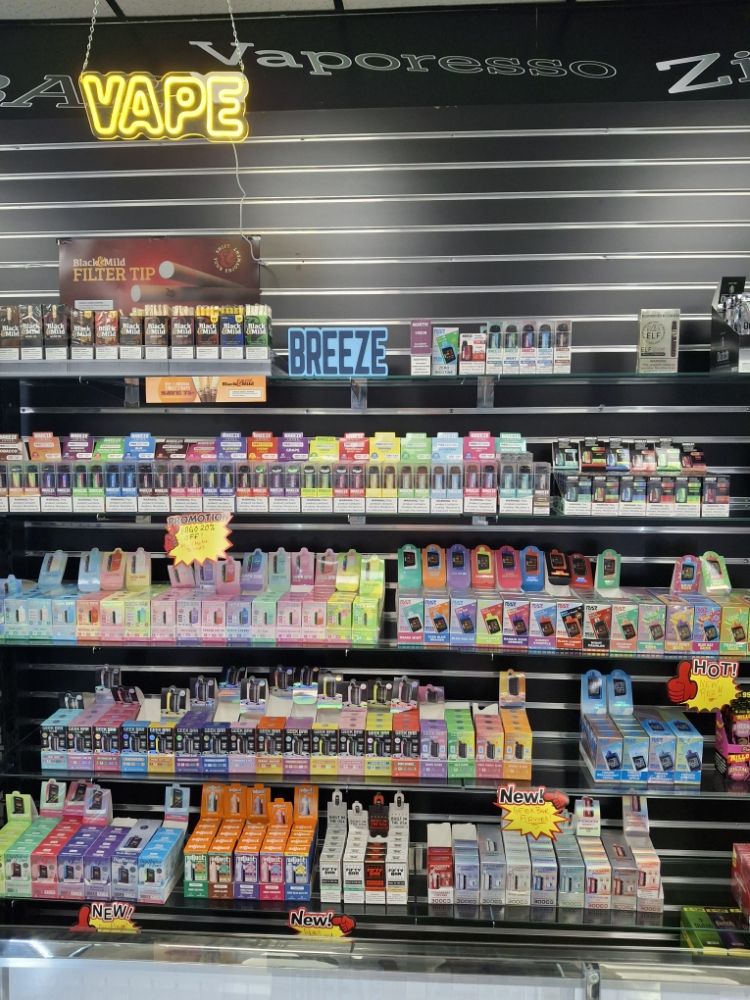 LORDSTOWN SMOKE SHOP - Updated May 2026 - 34 Photos - 6100 Tod Ave SW ...