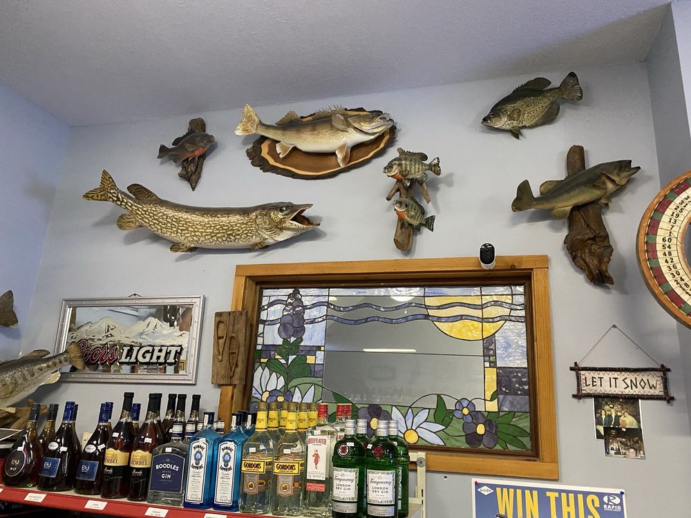 SNOWSHOE LIQUOR - Updated September 2024 - 49272 MN-38, Marcell ...