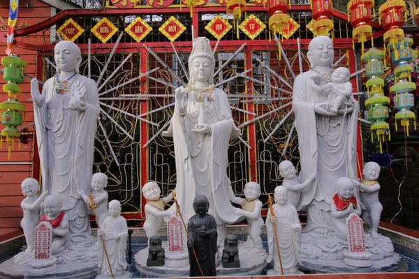 KSITIGARBHA TEMPLE CHUA DIA TANG - Updated January 2025 - 192 Photos ...