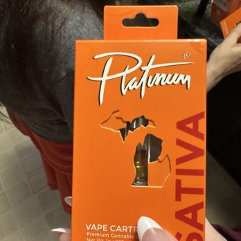 PUFF UTICA - Updated November 2025 - 15 Photos & 60 Reviews - 44825 Van ...