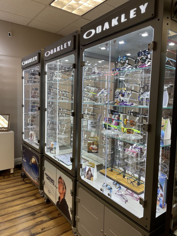 FOCUS OPTOMETRY - Updated January 2026 - 16 Photos & 84 Reviews - 995 ...