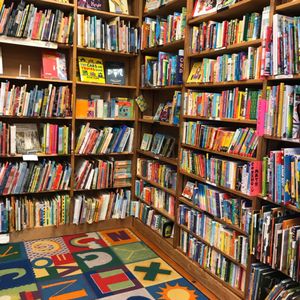 MAGUS BOOKS - 20 Photos & 112 Reviews - Bookstores - 1408 NE 42nd St ...