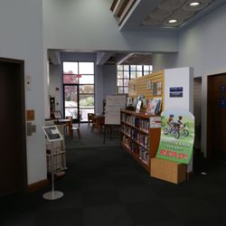 SANTA MONICA PUBLIC LIBRARY - OCEAN PARK BRANCH - 16 Photos & 18 ...