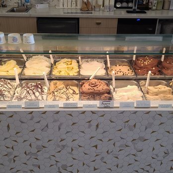 CAPRI GELATO & COFFEE BAR - Updated August 2024 - 140 Photos & 67 ...