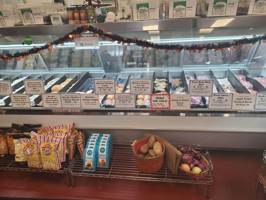GREEN VALLEY MEATS & MINI MARKET - Updated October 2025 - 31 Photos ...