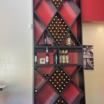 ENGINE 8 URBAN WINERY - Updated March 2025 - 434 Photos & 199 Reviews ...