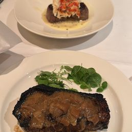 THE CAPITAL GRILLE - Updated December 2025 - 1025 Photos & 1197 Reviews ...