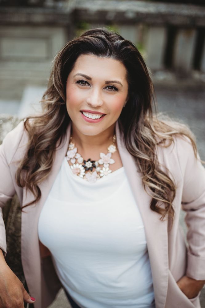 HEIDI STIEG REALTOR - PEMBERTON HOLMES - Updated July 2024 - Demander ...