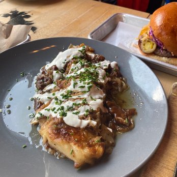 THE DUTCHESS BIERCAFE - 483 Photos & 476 Reviews - 1097 Main St ...