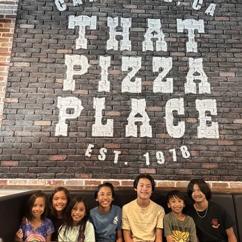 THAT PIZZA PLACE with 305 real customer photos - Updated August 2024 ...