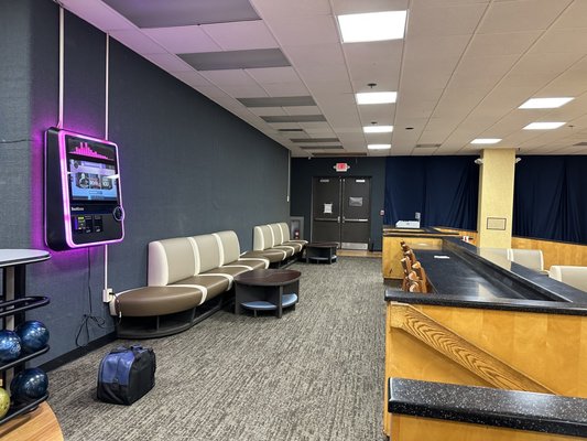 SUBASE BOWLING CENTER - Updated June 2024 - 1 Crystal Lake Rd, Groton ...