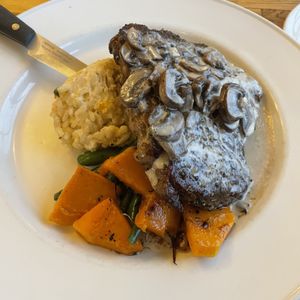 CLUB ONE - 14 Photos - 1 Country Club Dr, Reedsport, Oregon - Italian ...