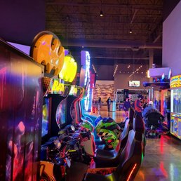 MAIN EVENT ALBUQUERQUE - Updated December 2025 - 227 Photos & 222 ...