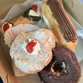 MAZZETTI’S BAKERY - Updated August 2024 - 1447 Photos & 1518 Reviews ...