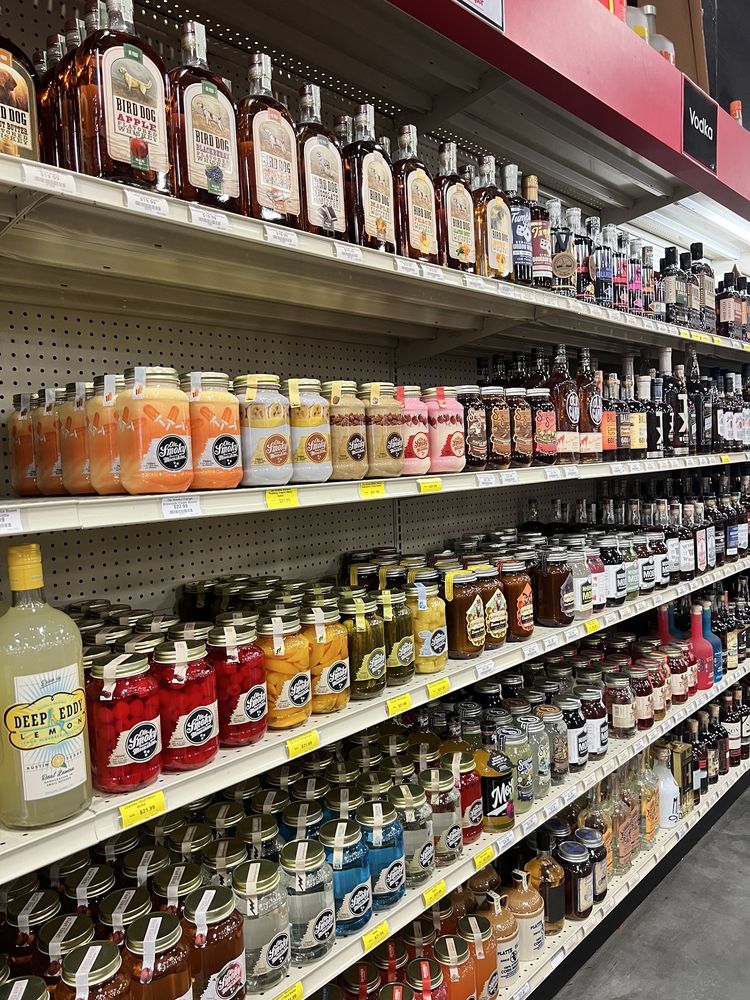 LEE’S DISCOUNT LIQUOR - Updated November 2024 - 47 Photos & 75 Reviews ...