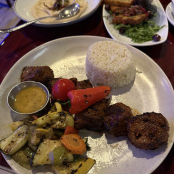 ISTANBUL GRILL & BAR - Updated December 2025 - 460 Photos & 500 Reviews ...