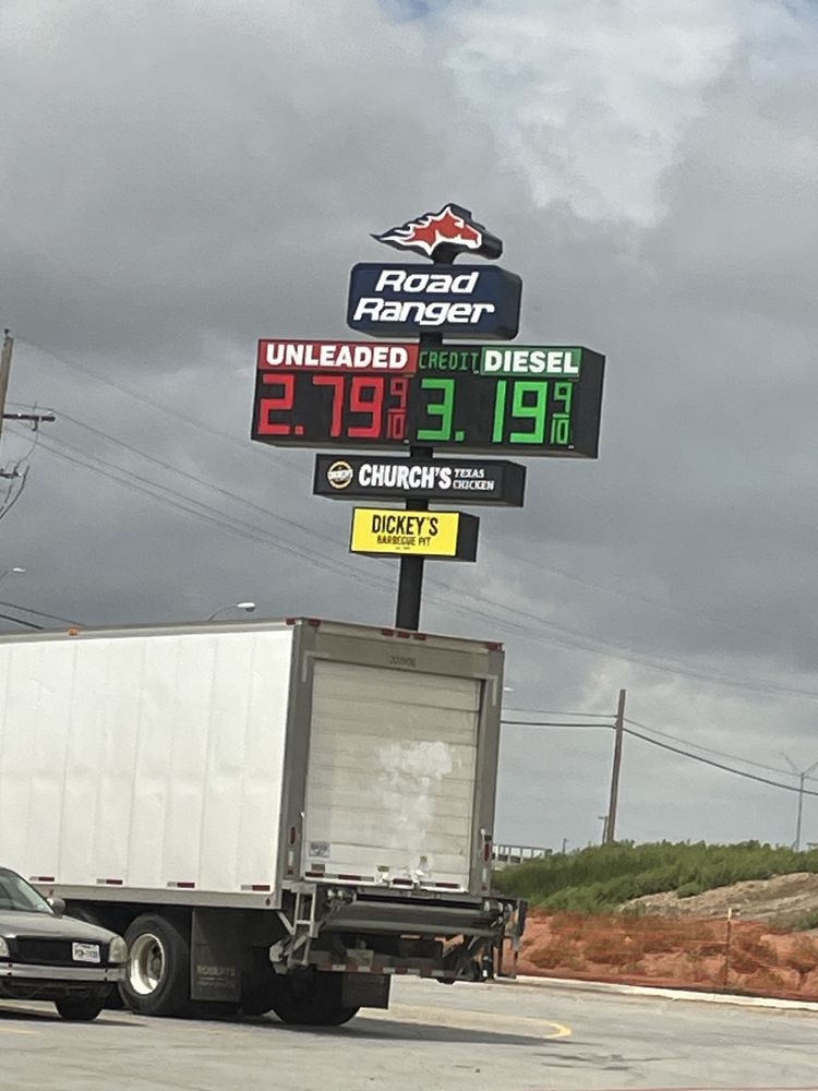 ROAD RANGER - Updated November 2025 - 11215 E Interstate 40 Hwy ...