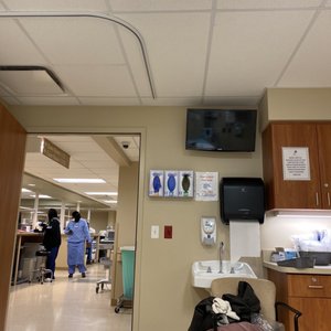 EINSTEIN CENTER ONE - Updated August 2025 - 11 Reviews - 9880 Bustleton ...