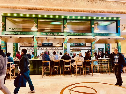 MIZNON - Updated October 2025 - 607 Photos & 338 Reviews - 3325 S Las ...