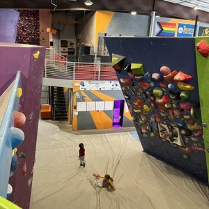 SNOBAHN - Updated March 2025 - 14200 Lincoln St, Thornton, Colorado ...