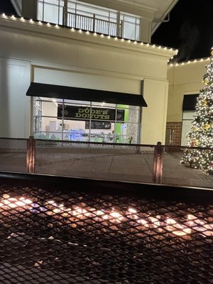 THE PROMENADE SHOPS AT EVERGREEN WALK - Updated January 2026 - 146 ...