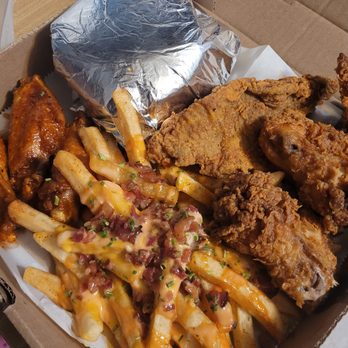 MASTERFRY & GRILL - Updated December 2025 - 22 Photos - 1511 E Marshall ...