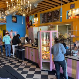 VOODOO DOUGHNUT - Updated March 2025 - 2785 Photos & 2114 Reviews ...