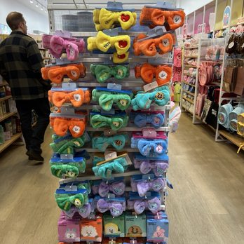 MINISO - Updated January 2026 - 20 Photos - 12000 SE 82nd Ave, Happy ...