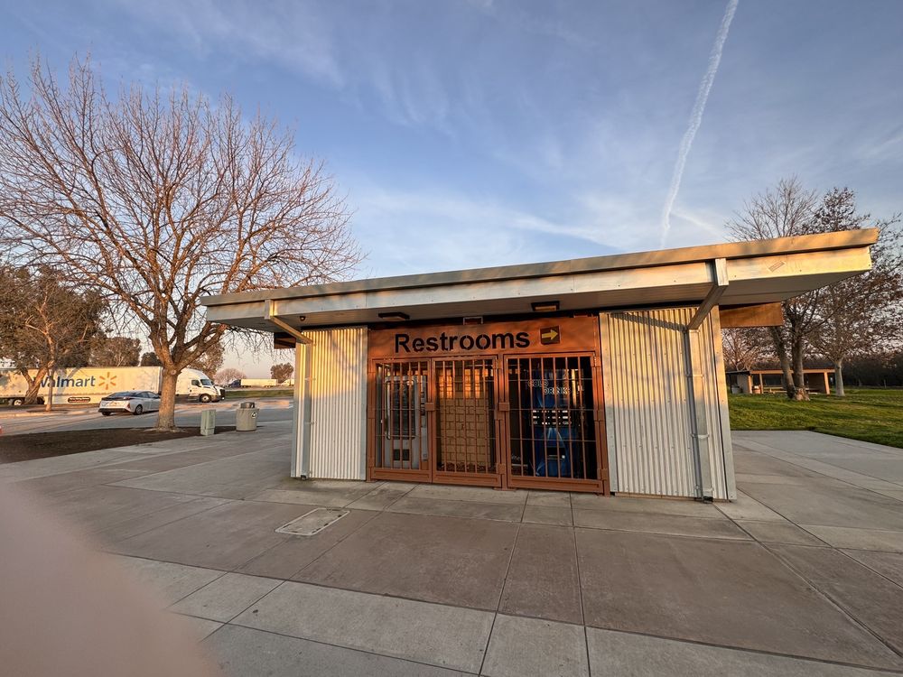 BUTTONWILLOW REST AREA - Updated July 2025 - 125 Photos & 50 Reviews ...