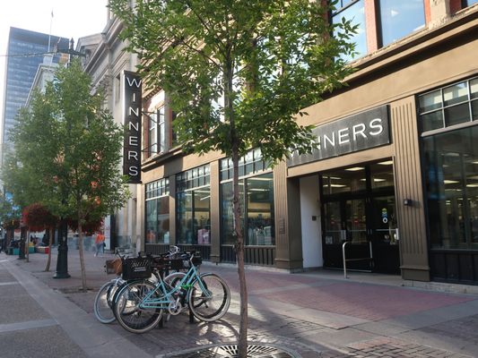 WINNERS - Updated December 2025 - 19 Photos & 14 Reviews - 128 8 Avenue ...