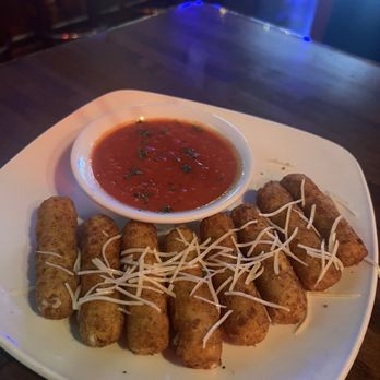 COURTSIDE GRILLE - Updated October 2025 - 379 Photos & 386 Reviews ...