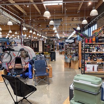 REI - Updated November 2025 - 95 Photos & 101 Reviews - 500 E Northern ...