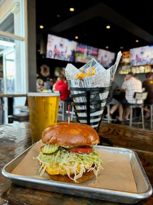 JUNKYARD SPORTS BAR & GRILL - Updated November 2025 - 116 Reviews & 126 ...