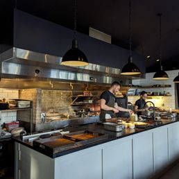 HAMDI - Updated December 2025 - 490 Photos & 163 Reviews - 4012 Leary ...