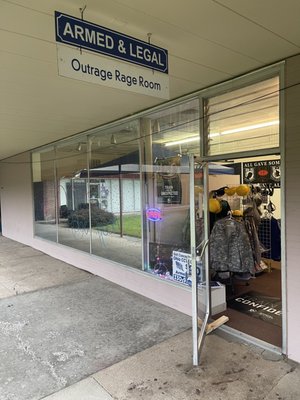 OUTRAGE RAGE ROOM - Updated December 2025 - 71 Photos - 1464 S Water St ...