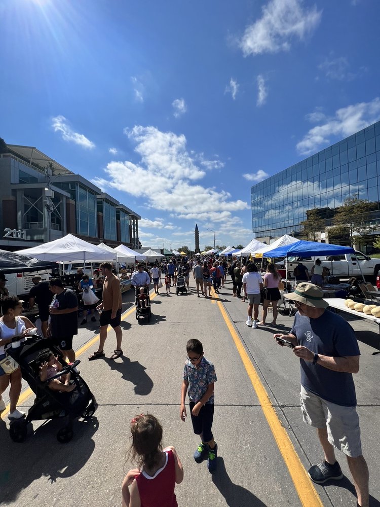 OMAHA FARMERS MARKET - AKSARBEN - Updated July 2025 - 60 Photos & 32 ...