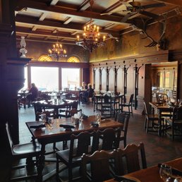 PICKWICK RESTAURANT & PUB - Updated July 2025 - 213 Photos & 244 ...